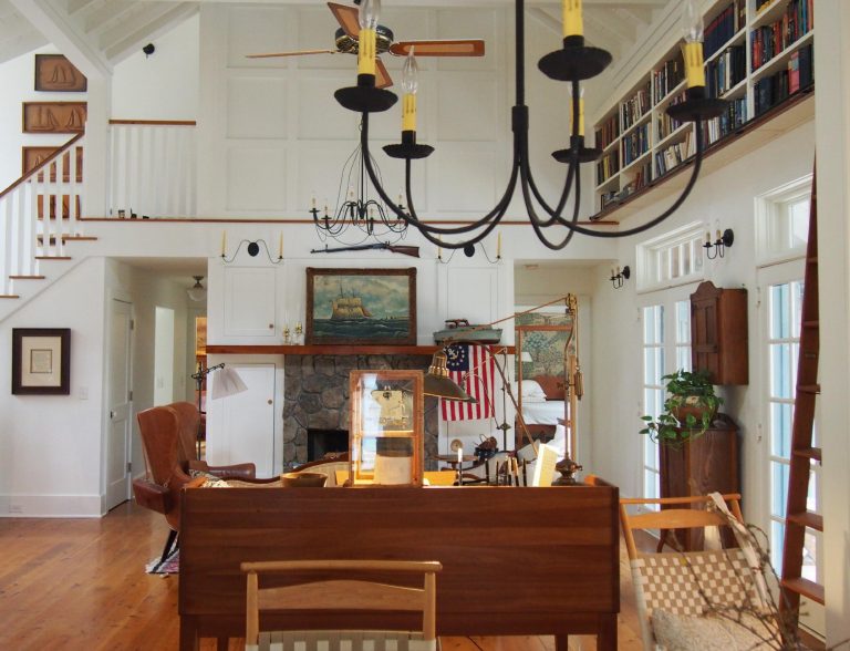 Shaker Cottage from a Fairy Tale | YesterTec Kitchen Works
